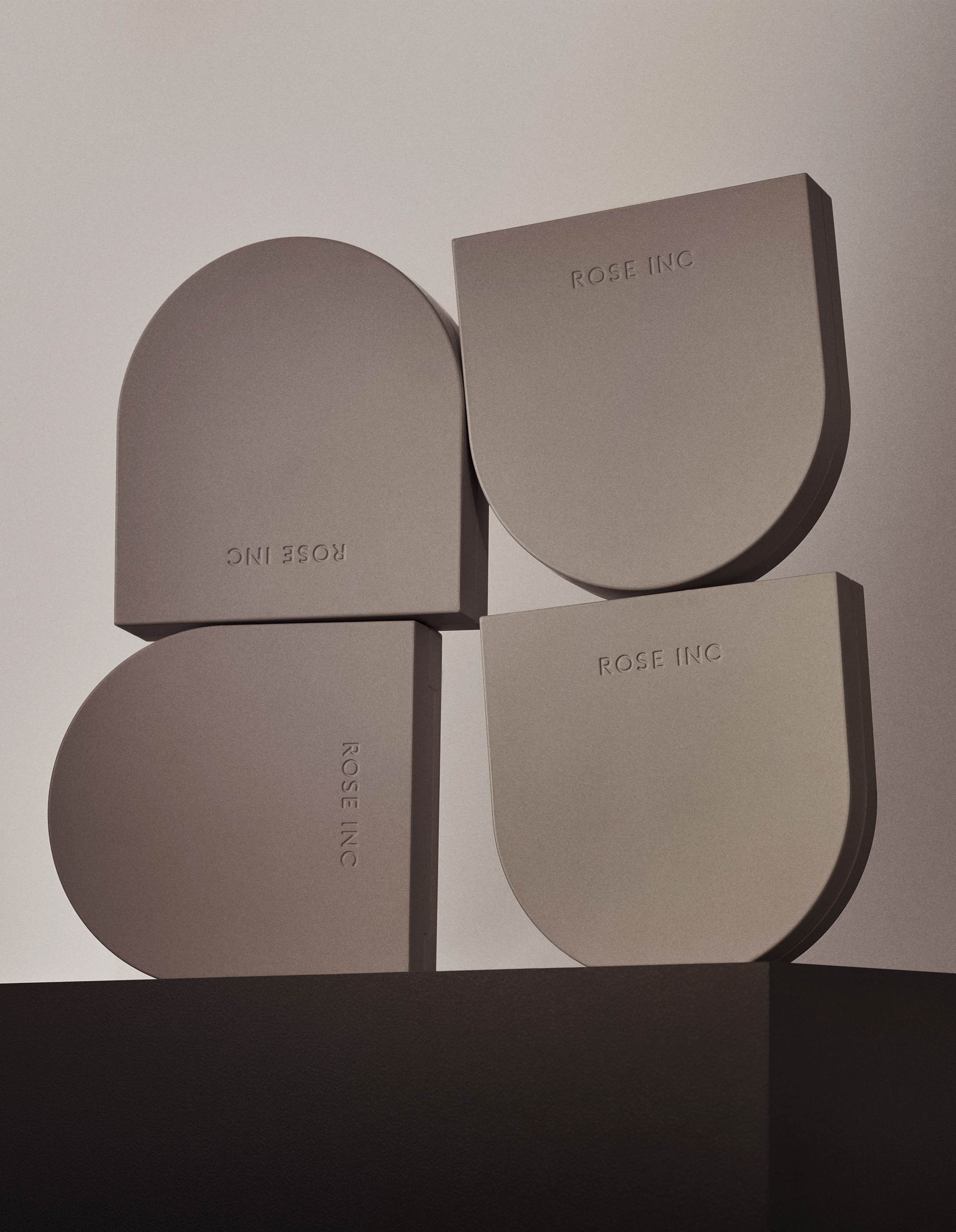 Custom Rose Packaging Ideas: Luxury Meets Innovation